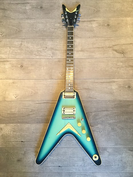 Dean V 1981 Blueburst | Reverb