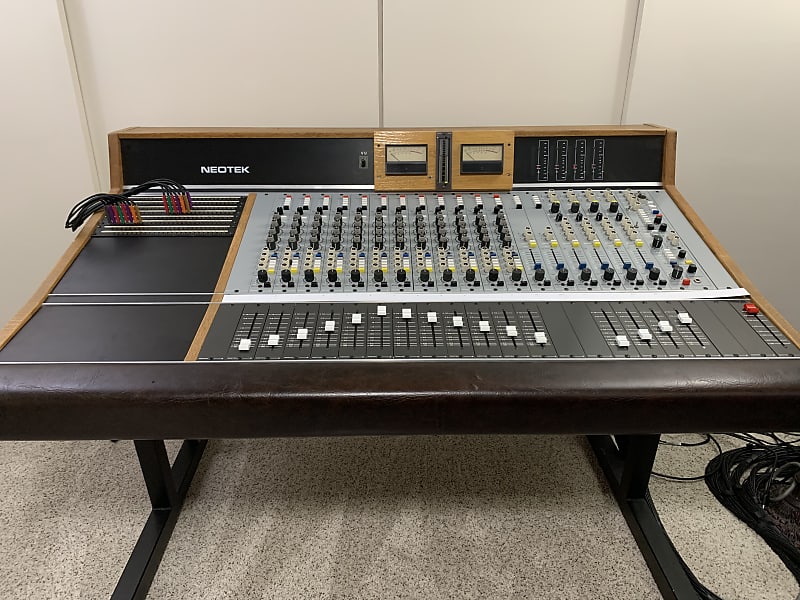 Neotek Series 1e 12x4x2 Mixing/Mastering Console from Sony / | Reverb