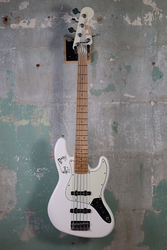 Squier Steffi Stefan V Electric Bass Guitar | Reverb