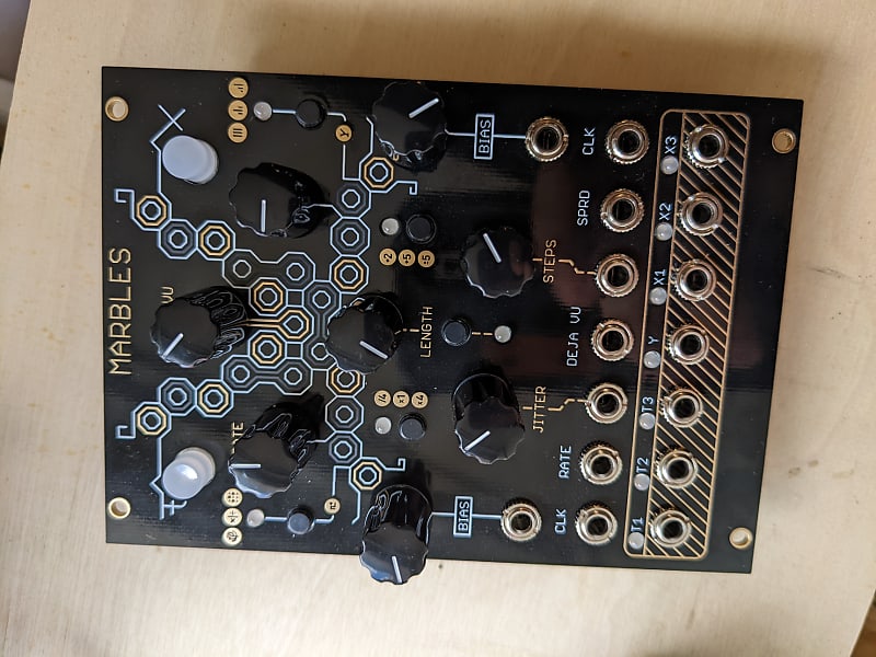 Momo Modular Marbles (Mutable Instruments Clone) | Reverb