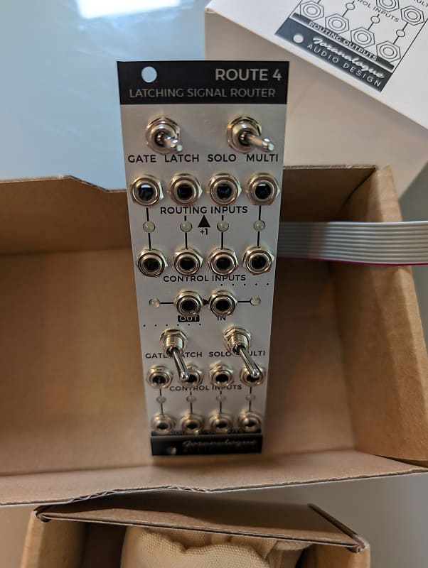 Joranalogue Route 4 Latching Signal Router | Reverb