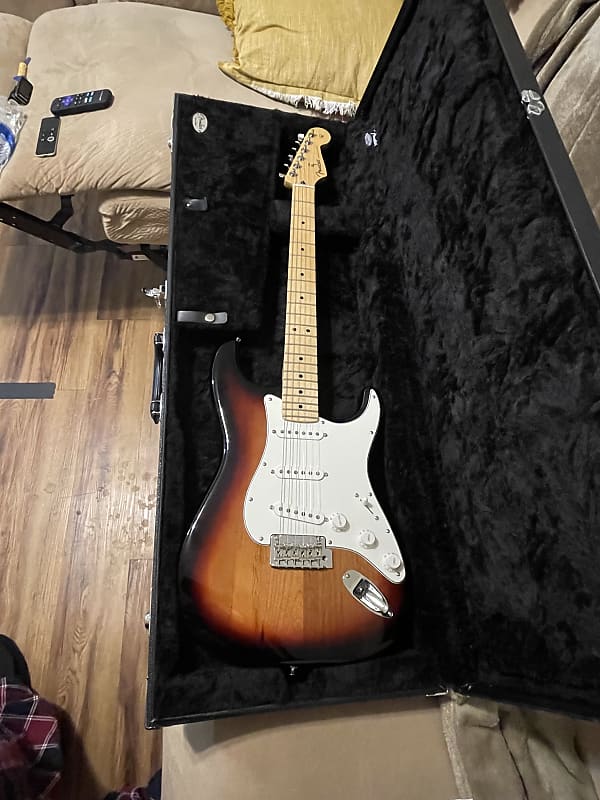 Fender Standard Stratocaster MIM | Reverb