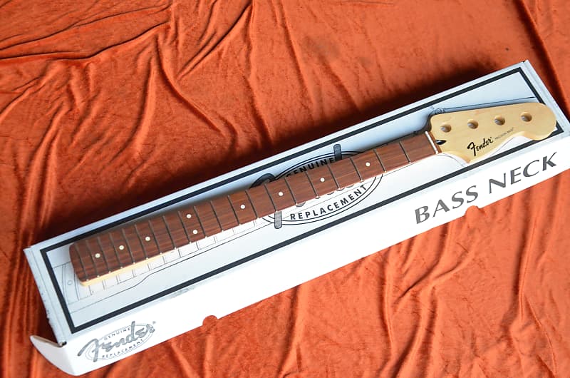 Fender Player Series Precision Bass® Neck, 20 | Reverb Deutschland