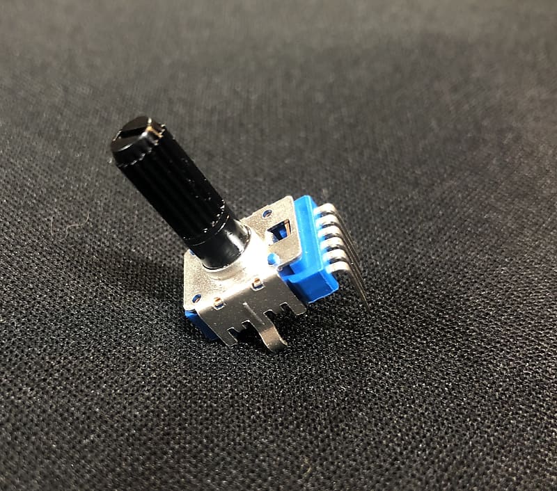 Korg MicroKorg Volume Potentiometer Replacement Repair | Reverb España
