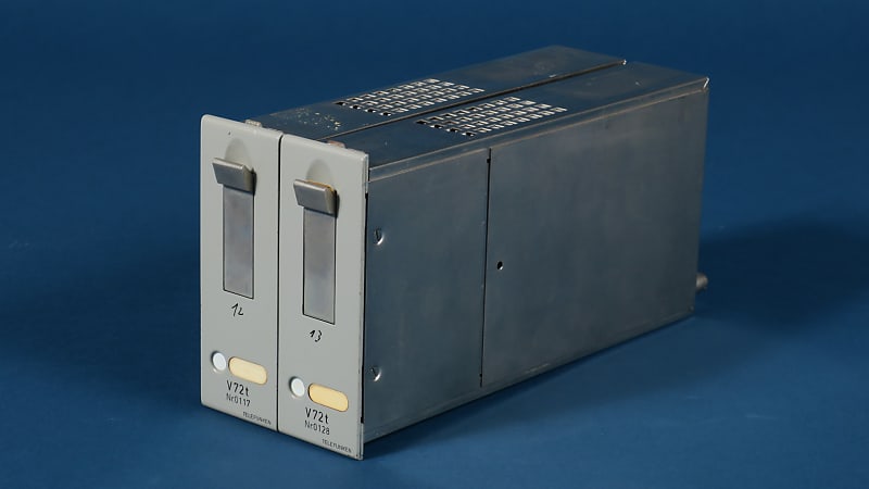 Telefunken V72t preamp pair | Reverb