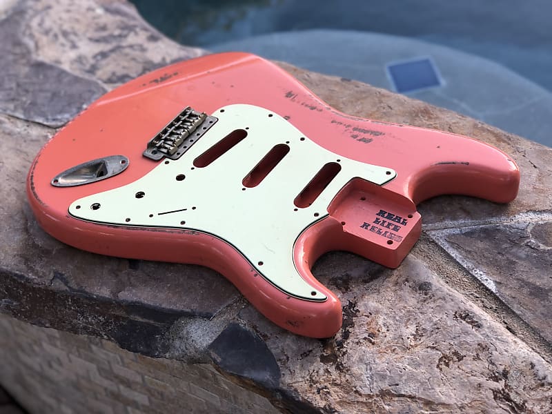 Real Life Relics Strat Stratocaster Body Coral Relic Nitro | Reverb UK