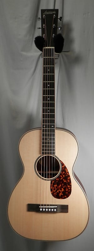 Larrivee 0-40R Legacy Series Spruce Top Rosewood Back & Sides | Reverb