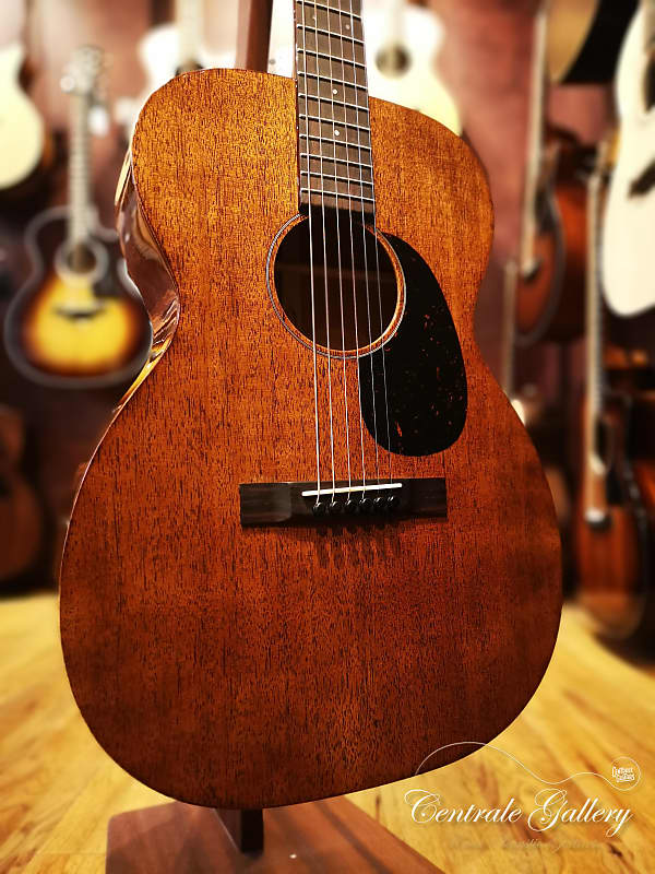 Martin Custom Shop 00-17 | Reverb