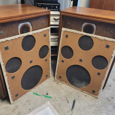 KLH Model 12 1968 Walnut | Reverb