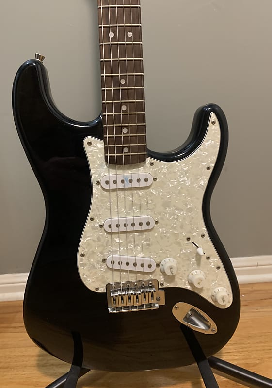 Fender Squier Stratocaster Electric Guitar | Reverb