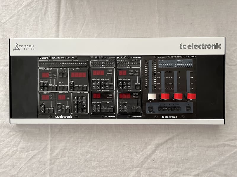 TC Electronic Icon Dock + 4 Effects Controllers | Reverb UK