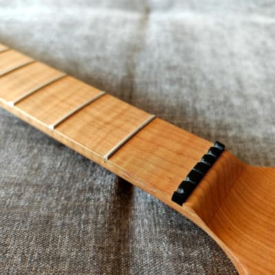 Warmoth Warhead baritone neck - roasted flame | Reverb Deutschland