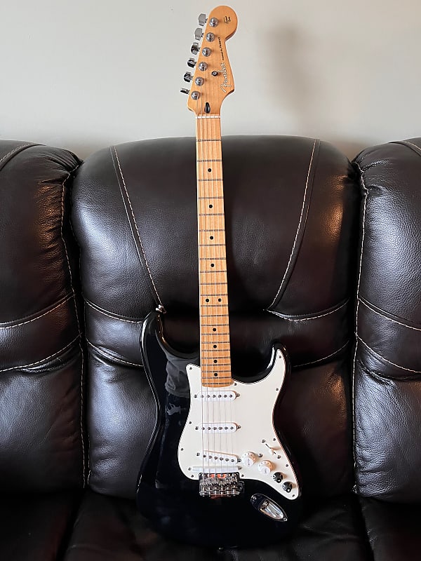 Fender American MIM VG Stratocaster 2000's - Black Exc. | Reverb
