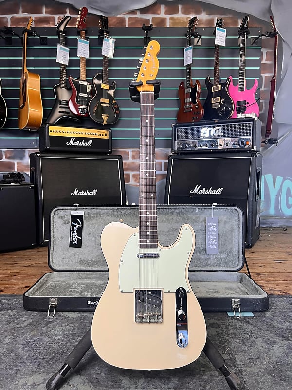 Fender Ltd Edition '62 Bound Telecaster Vintage White 2015 | Reverb
