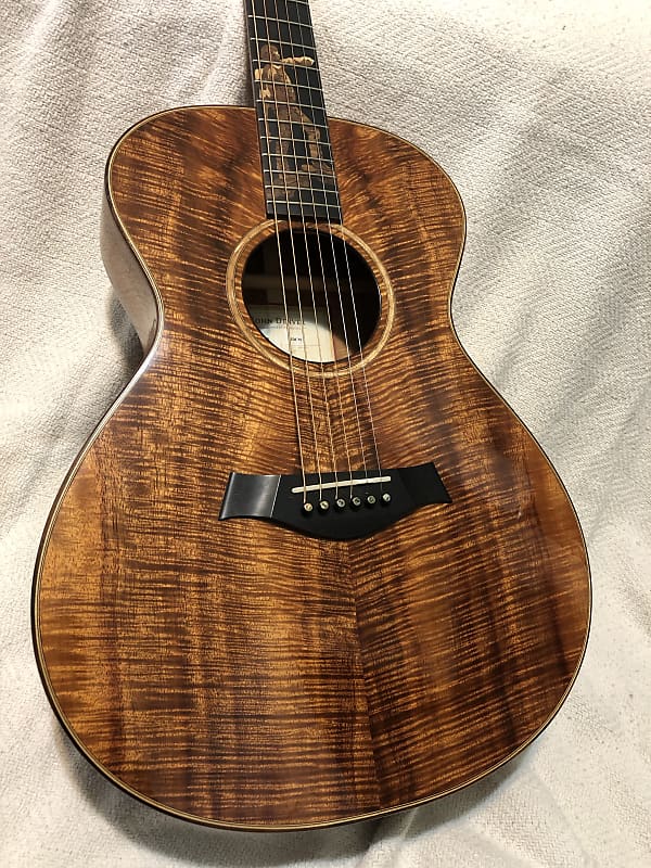 Taylor John Denver Commemorative Model 2003 JDCM Flamed Koa | Reverb