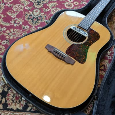 Guild D-25 Dreadnought Acoustic Guitar 1990 Natural w/Guild | Reverb