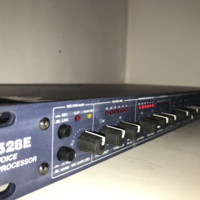 Symetrix 528E CHANNEL STRIP: MIC PREAMP, COMPRESSOR, | Reverb