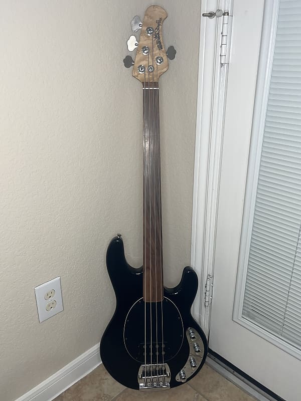Ernie Ball Music Man Fretless Stingray 1992 Black | Reverb