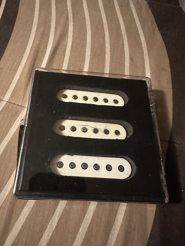 Suhr V70 2018 - set | Reverb