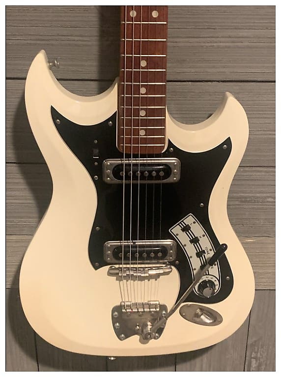 Hagstrom II White 1967 | Reverb