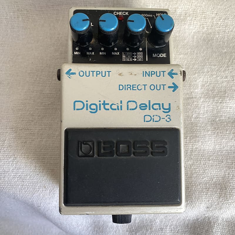 Boss DD-3 Digital Delay White | Reverb