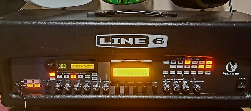 Line 6 Vetta ll 300 Watt Stereo Digital Modeling Guitar Amp | Reverb