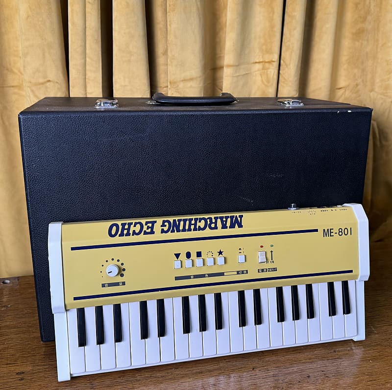 Suzuki ME-801 Marching Echo Keyboard | Reverb