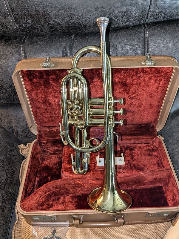 Vintage Holton Collegiate Coronet w/ Case and Accessories | Reverb