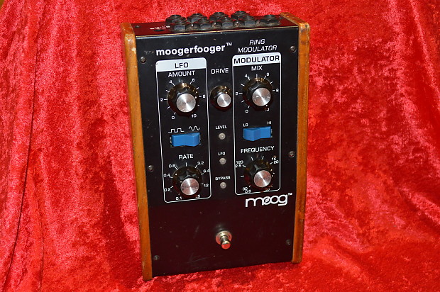 Moog Moogerfooger Ring Modulator MF-102 large box modulation | Reverb