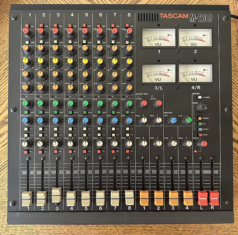 TASCAM M208 | Reverb