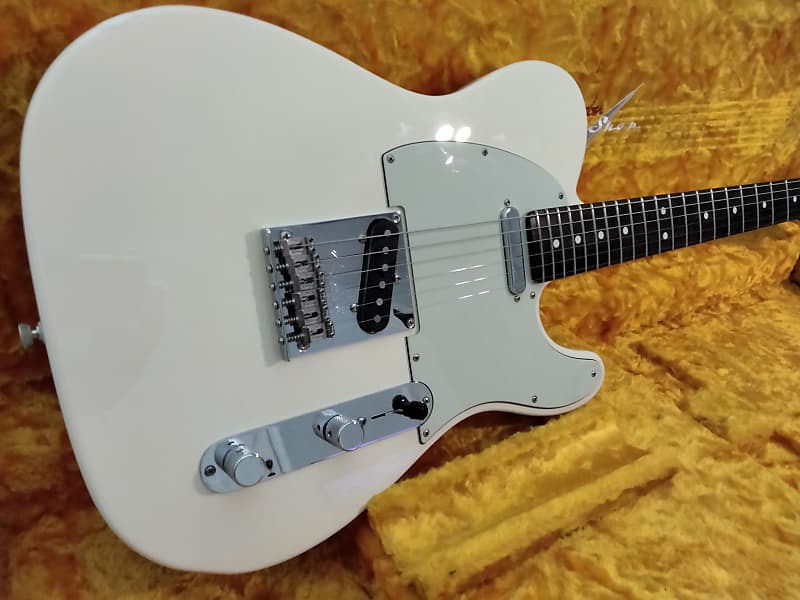 Fender Limited Edition Telecaster 2015 Pearl White | Reverb