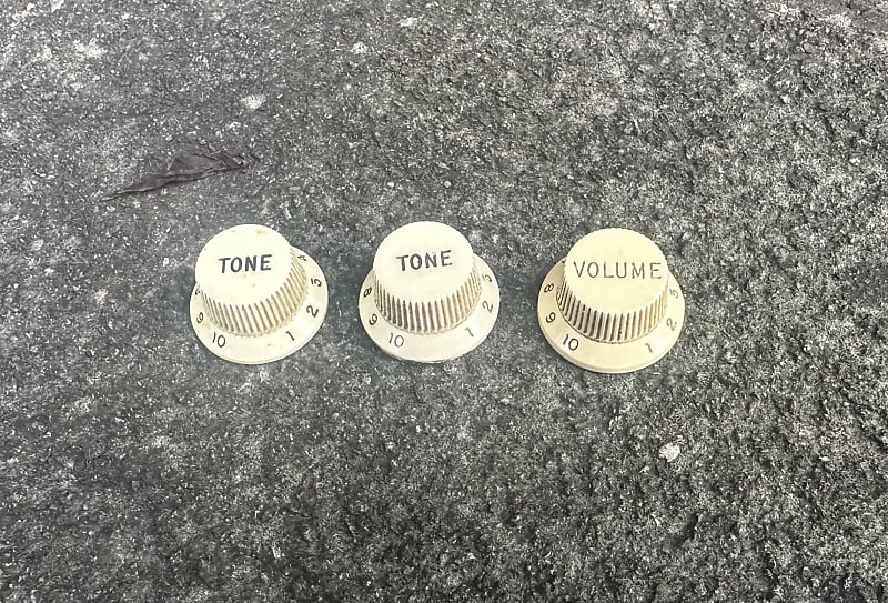 PreCBS Fender Stratocaster knobs 1963 | Reverb UK