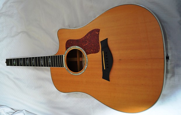 Taylor 810ce 2005 Natural High Gloss Luthier's Project Broken | Reverb