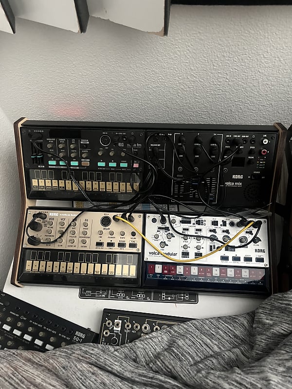 Korg Volca Bundle (keys,modular, FM, mixer) | Reverb