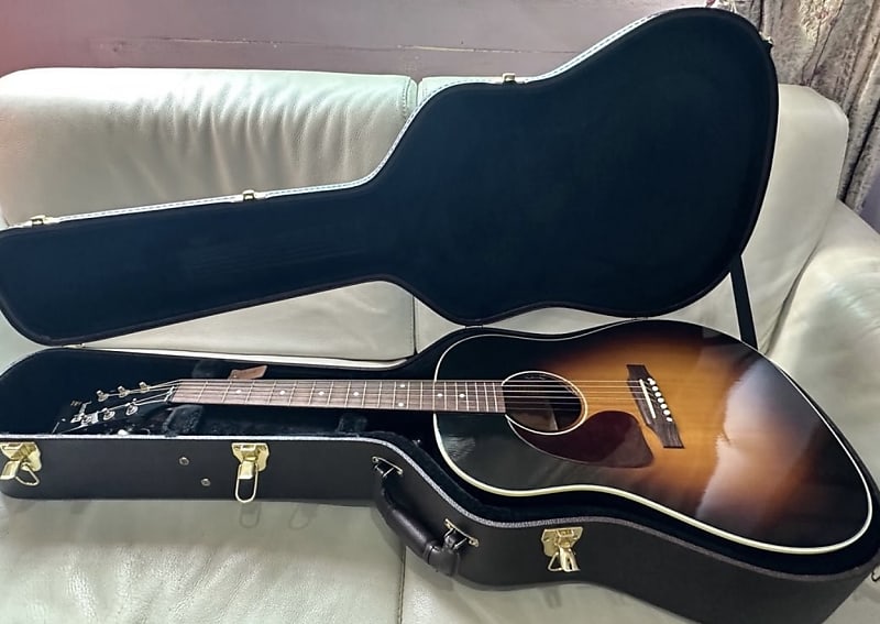 Left-handed Gibson J45 2018 Sunburst | Reverb
