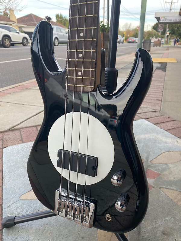 Flea Bass - Short Scale | Reverb Australia