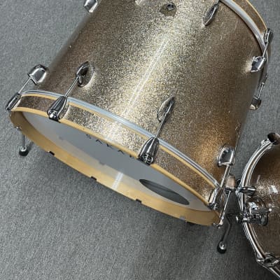 Sakae Trilogy Champagne Sparkle 4-Piece Drum Set | Reverb