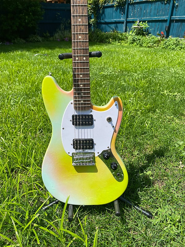 Fender Squire Bullet Mustang HH with Laurel Fretboard 2019 - | Reverb