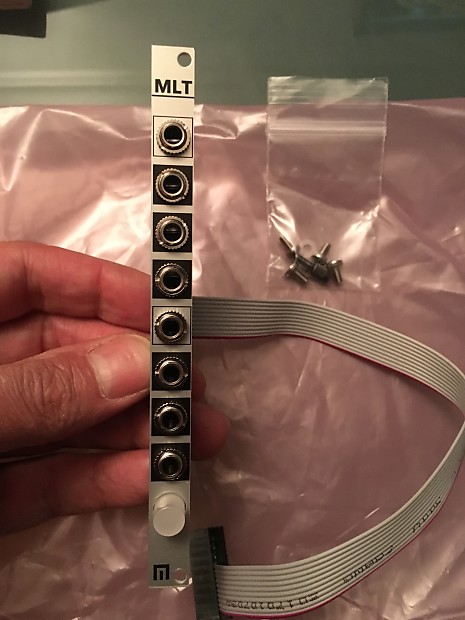 Malekko Buffered Performance Mult | Reverb