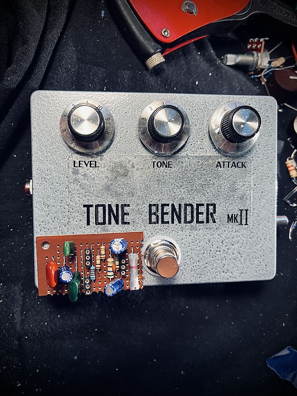 Germanium Tone Bender MK2 Fuzz pedal by Canterbury Audio | Reverb