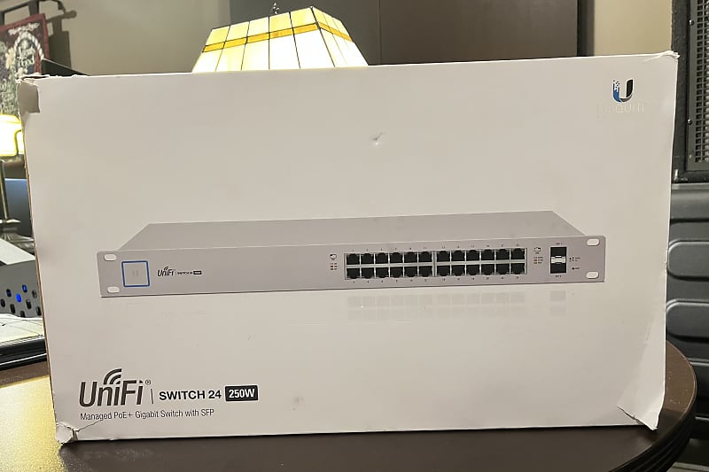 Unifi Unifif US-24-250W - Silver | Reverb