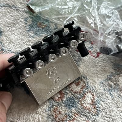 Floyd Rose 1000 Special Series - 28 Black tremolo | Reverb Canada
