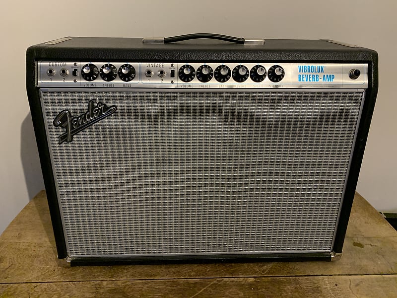 Fender '68 Custom Vibrolux Reverb-Amp 2-Channel | Reverb Canada