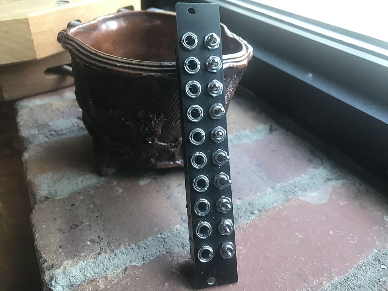 Sherpa Modular - Switched Multiple mult - 10 in 4 HP | Reverb