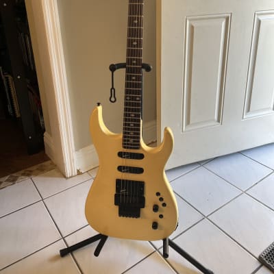 B.C. Rich NJ ST III Class Axe - White/cream | Reverb