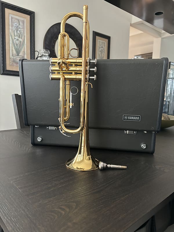 Yamaha YTR-2330 Standard Trumpet - Lacquered Brass | Reverb