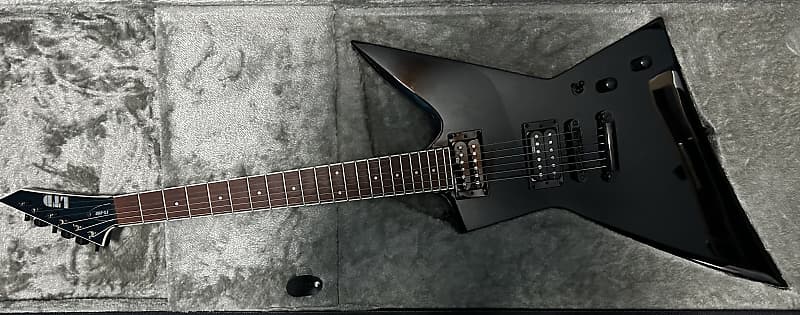 ESP LTD EX-200 + Hard Case ESP 2000s - Black Gloss | Reverb