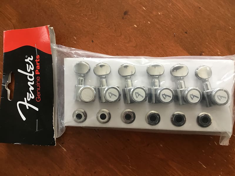 Fender Chrome Vintage style Locking Tuners | Reverb