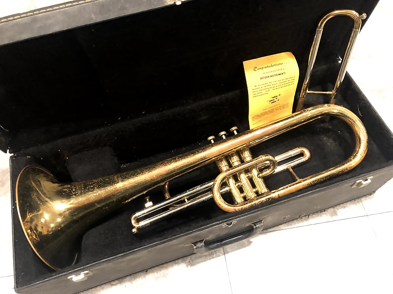 Getzen Marching French Horn, "Frumpet" | Reverb
