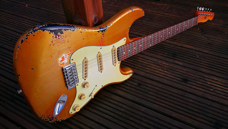 Vtt Relics Strat/Tele 50's - GOLD over 3T Sunburst | Reverb UK